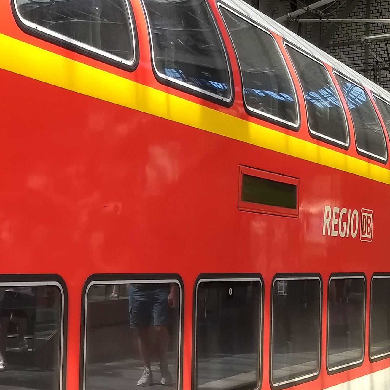 Icomera - Deutsche Bahn’s Digital Connectivity for Passenger Wi-Fi